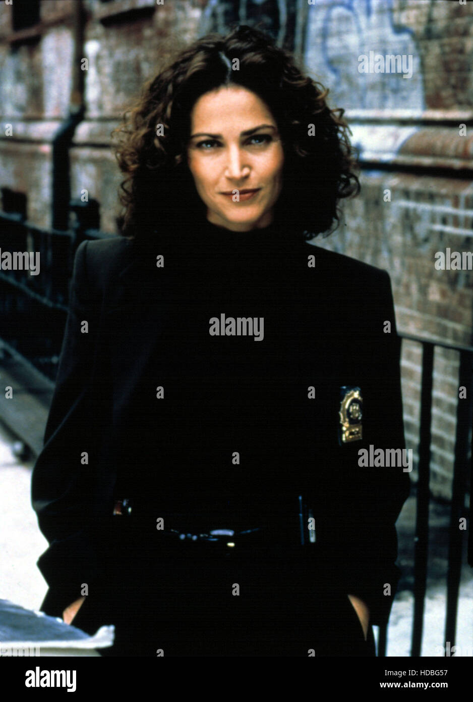 Kim delaney nypd hi-res stock photography and images - Alamy