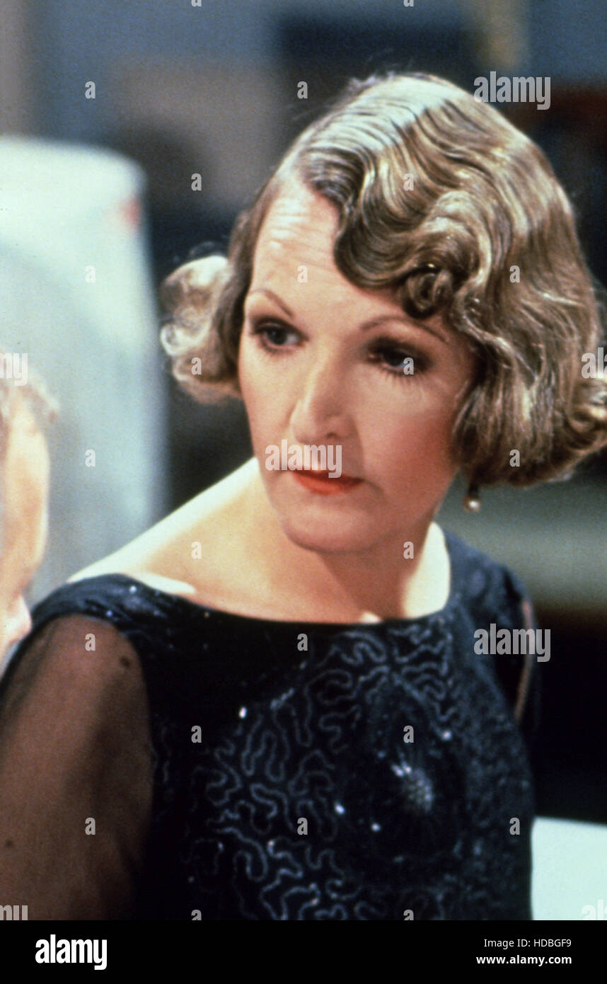 Penelope keith hi-res stock photography and images - Alamy