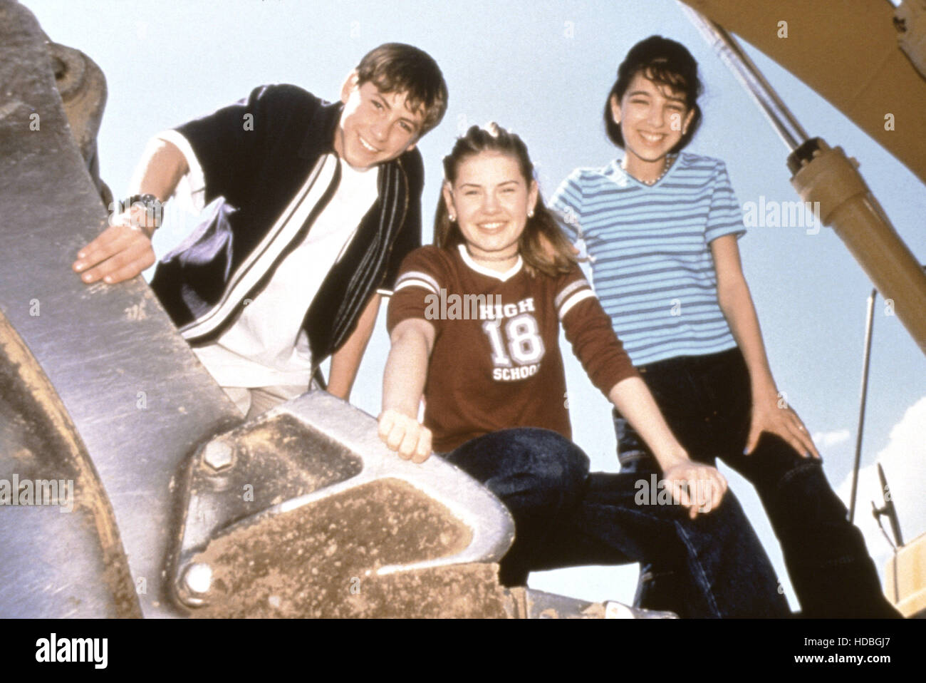 POPULAR MECHANICS FOR KIDS, (from left): Tyler Kyte, Elisha Cuthbert ...