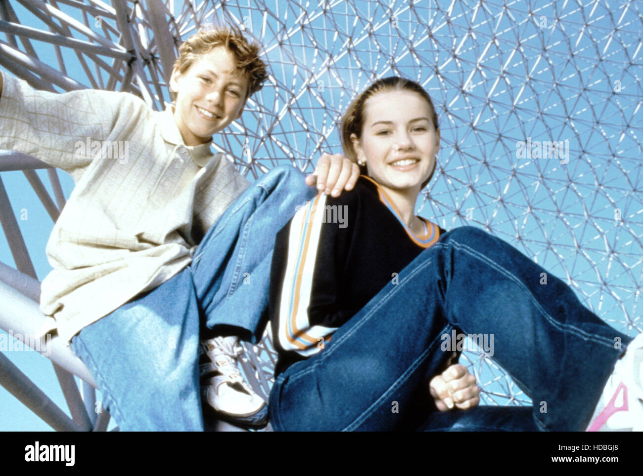 POPULAR MECHANICS FOR KIDS, (from left): Tyler Kyte, Elisha Cuthbert ...