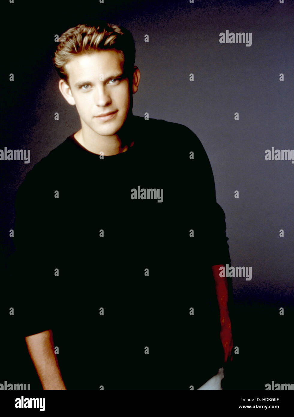 POPULAR, Bryce Johnson, 1999-2001 Stock Photo - Alamy