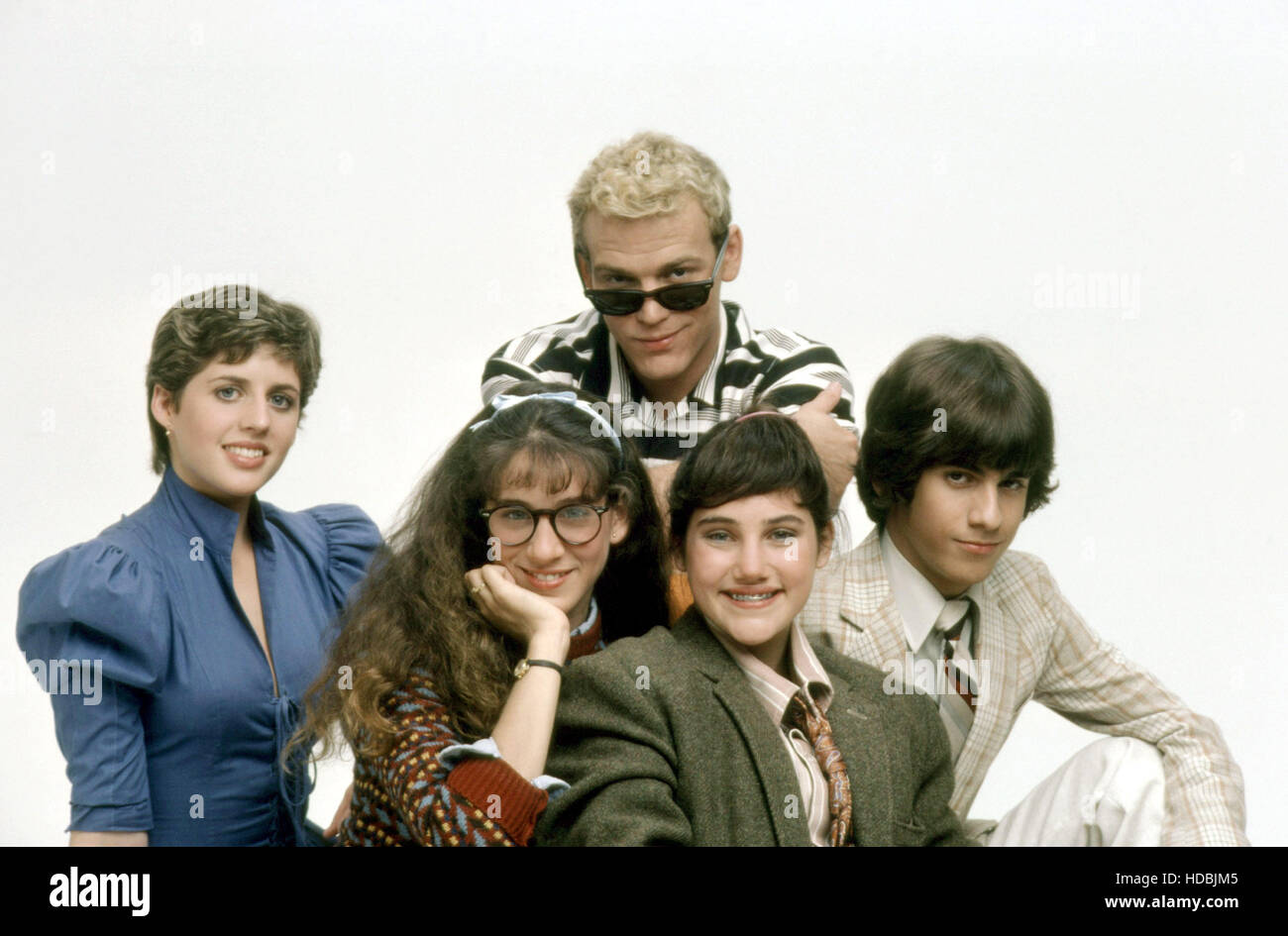 SQUARE PEGS, Tracy Nelson, Sarah Jessica Parker, Amy Linker, John Femia ...