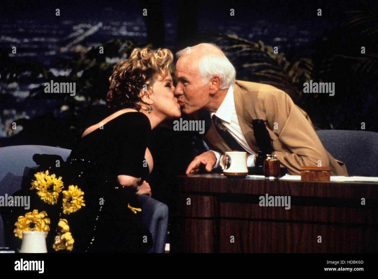 THE TONIGHT SHOW STARRING JOHNNY CARSON, Bette Midler, Johnny Carson ...