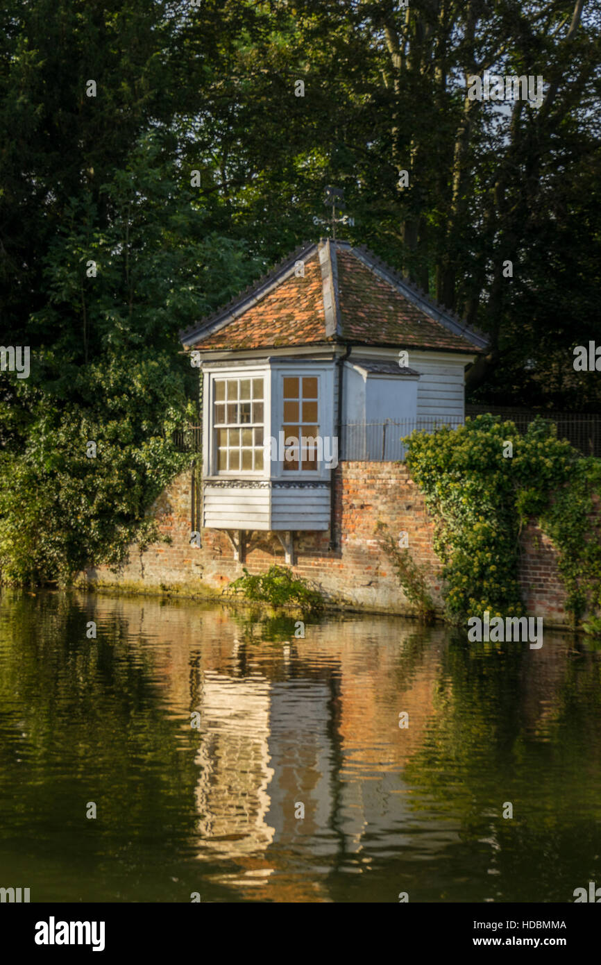 Gazebos river lea hi-res stock photography and images - Alamy
