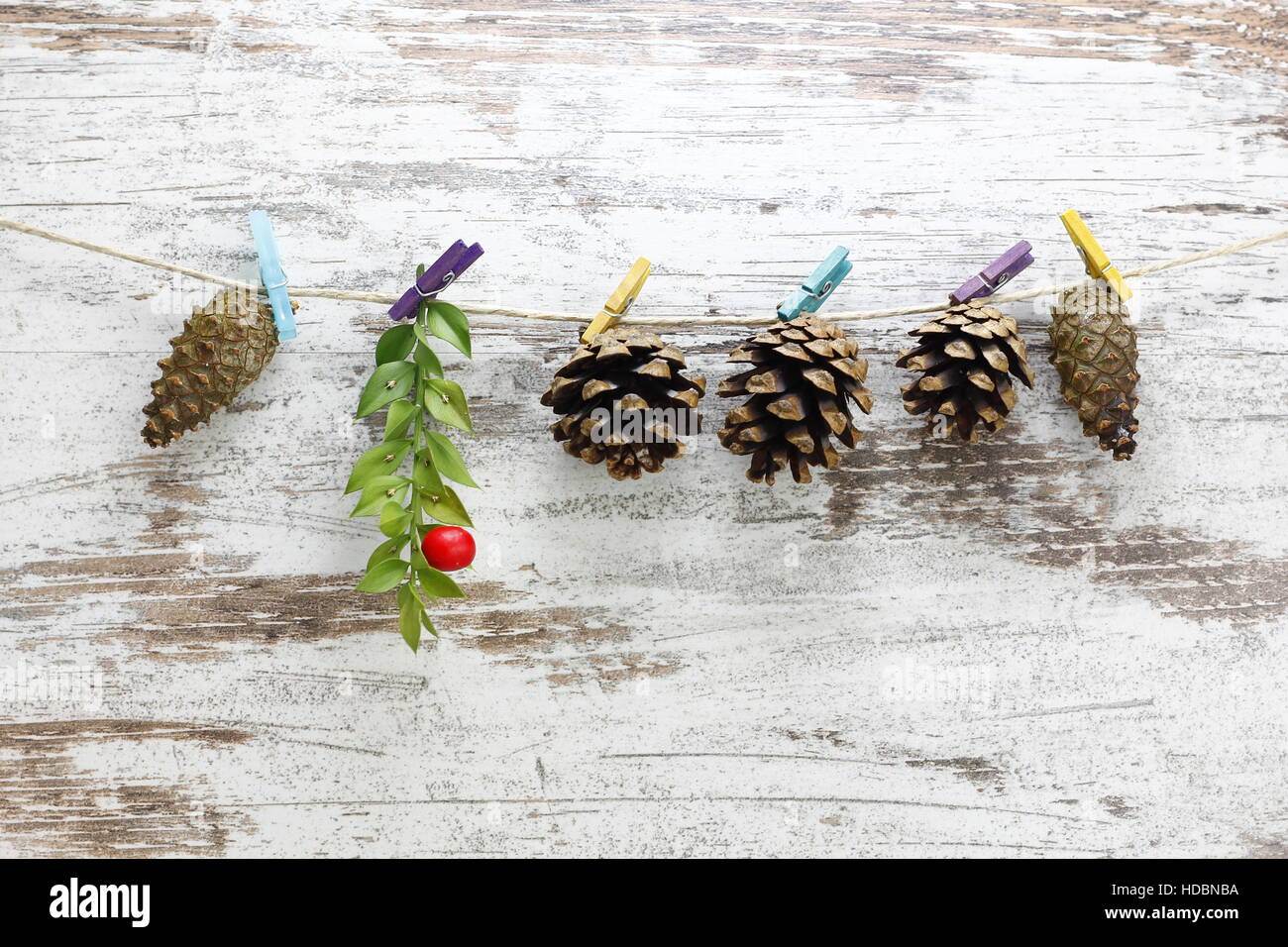 Hanging by a string hi-res stock photography and images - Alamy