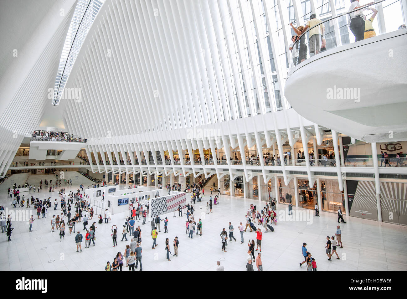 Oculus, subway station main hall with shopping centre, World Trade ...
