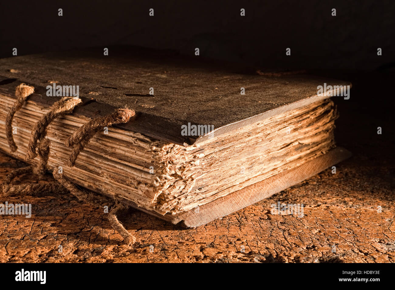 Medieval book cover hi-res stock photography and images - Alamy