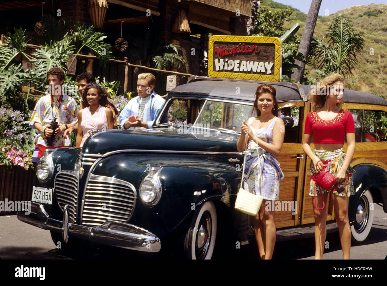 SAVED BY THE BELL: HAWAIIAN STYLE, Dustin Diamond, Mario Lopez, Lark ...