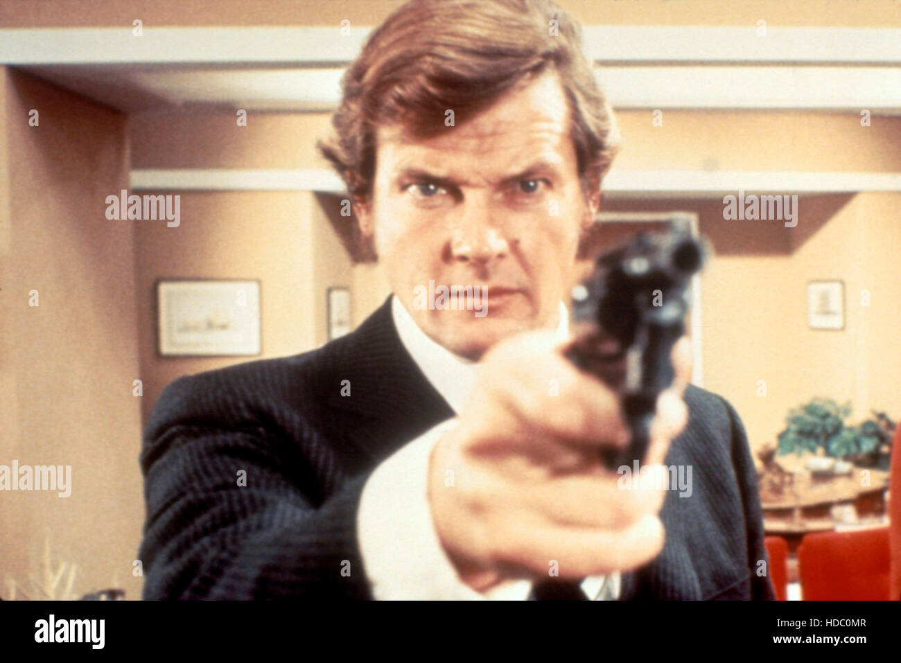 THE SAINT, Roger Moore, 1962-69 Stock Photo - Alamy