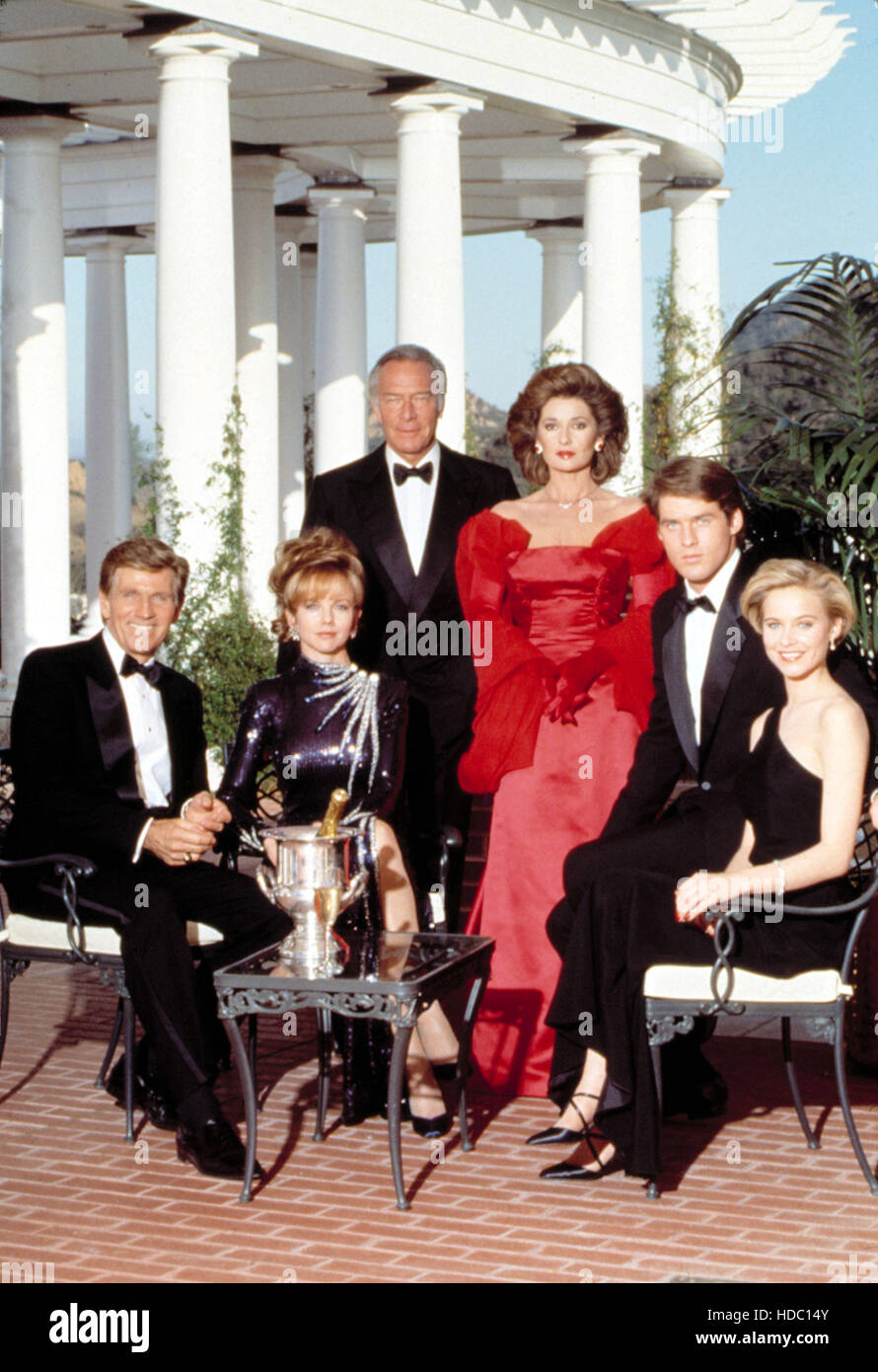 SECRETS, (l-r) Gary Collins, Linda Purl, Christopher Plummer, Stephanie ...