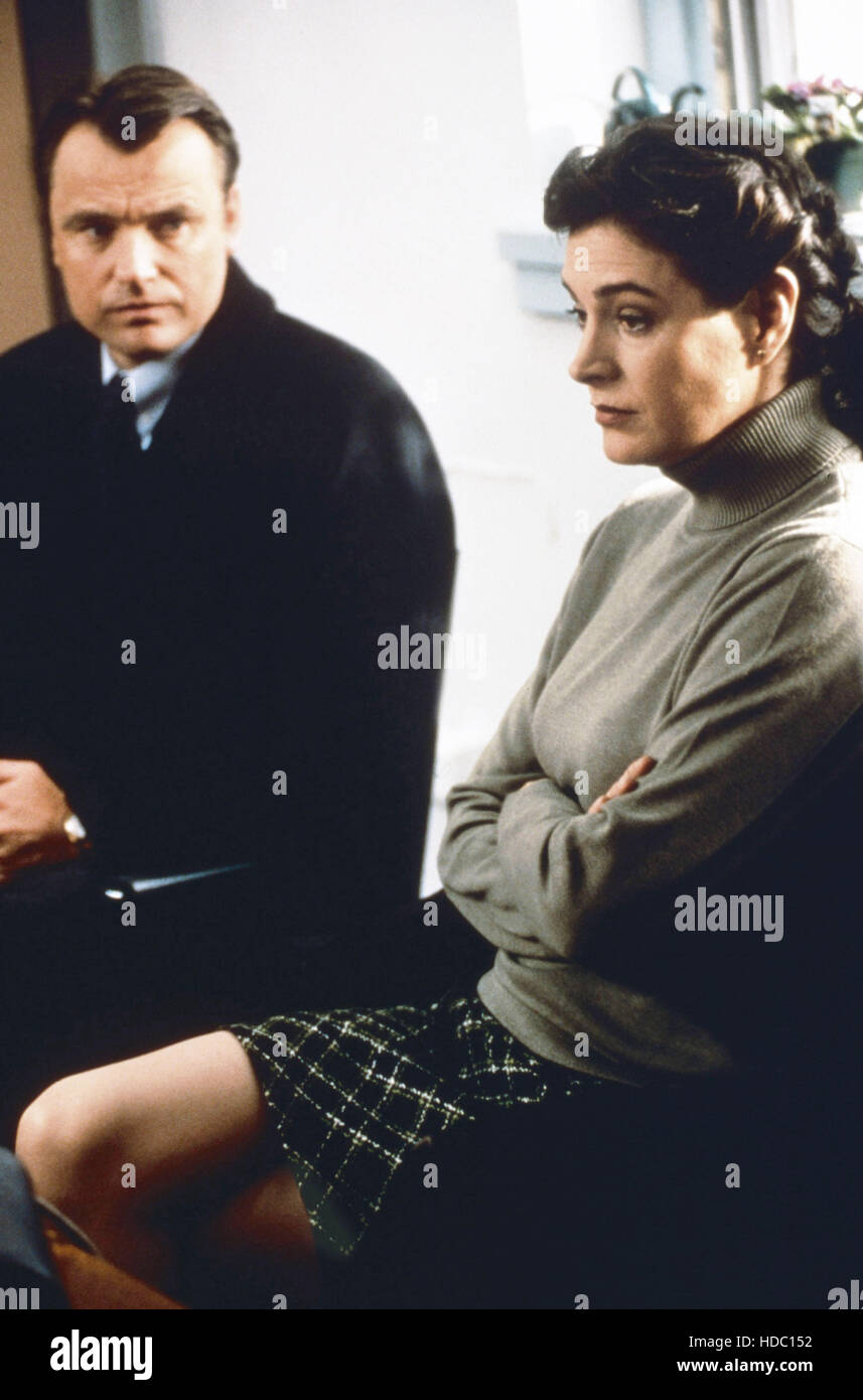 SECRET CUTTING, from left: Robert Wisden, Sean Young, 2000 Stock Photo ...