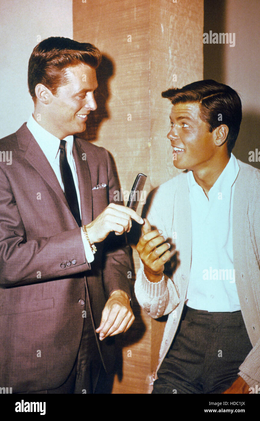 77 SUNSET STRIP, from left: Edd Byrnes, Robert Logan, 1958-1964 Stock ...