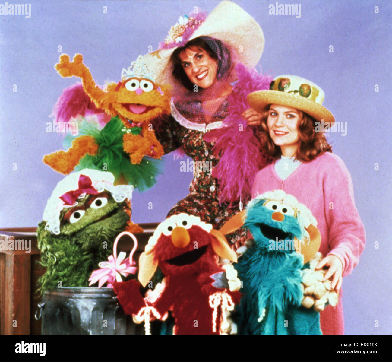 SESAME STREET, Ruth Buzzi (as Ruthie), Alison Bartlett (as Gina ...