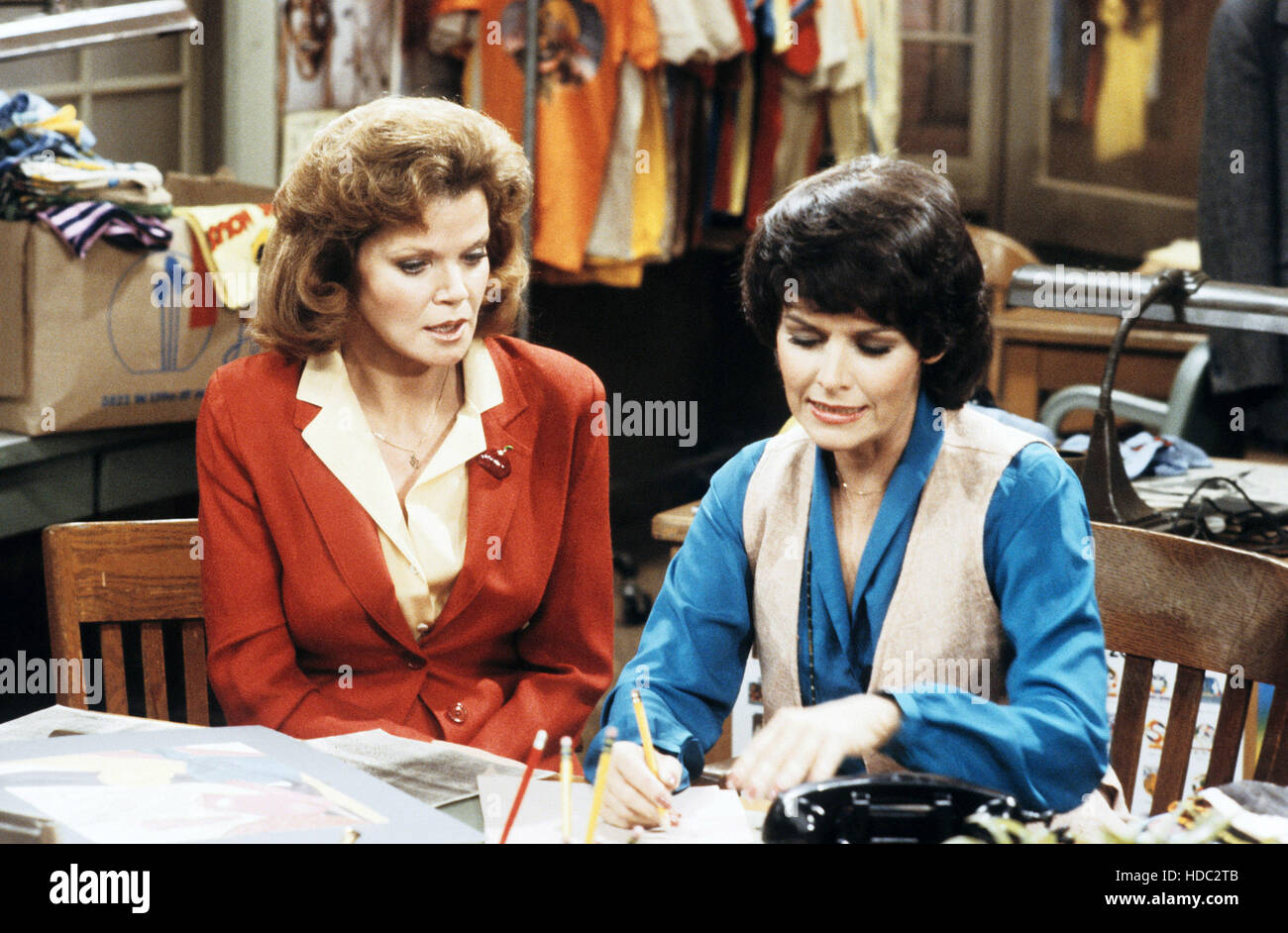 13 QUEENS BOULEVARD, l-r: Eileen Brennan, Marcia Rodd, 1979 Stock Photo ...