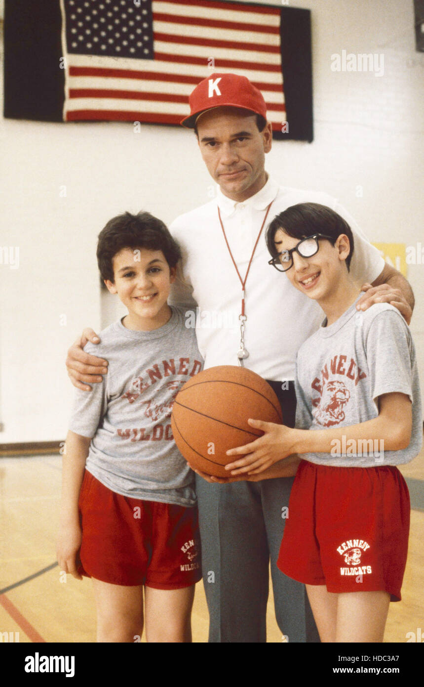 THE WONDER YEARS, from left: Fred Savage, Robert Picardo, Josh Saviano ...