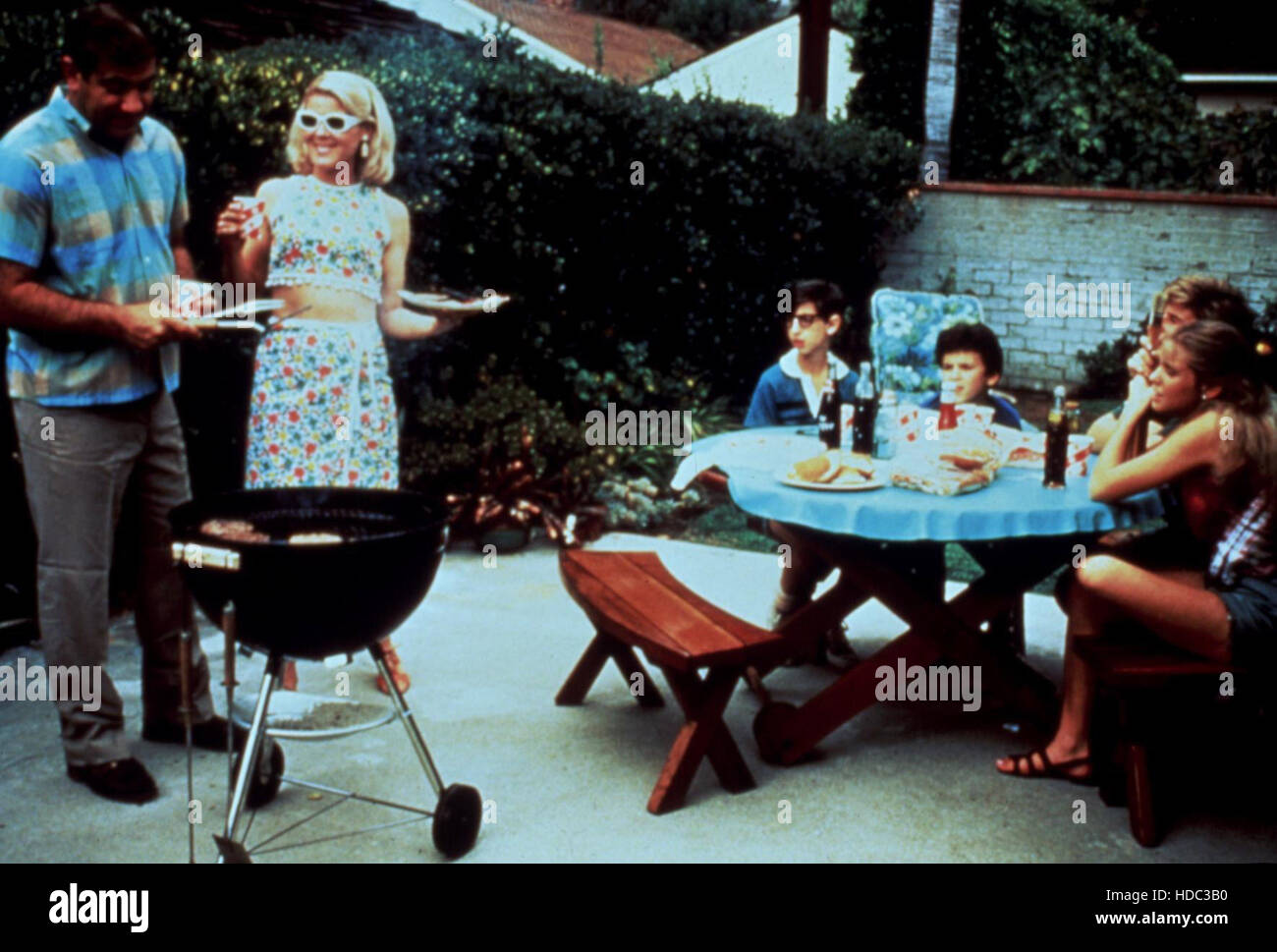 Wonder Years 1988 93 Dan Lauria Alley Mills Josh Saviano Fred