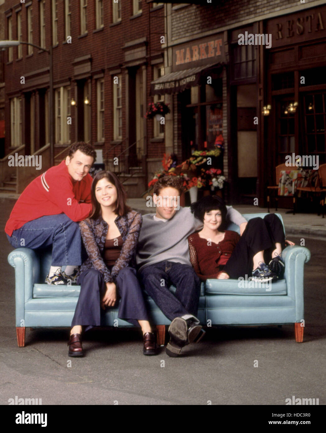 ZOE, DUNCAN, JACK & JANE, David Moscow, Selma Blair, Michael Rosenbaum ...