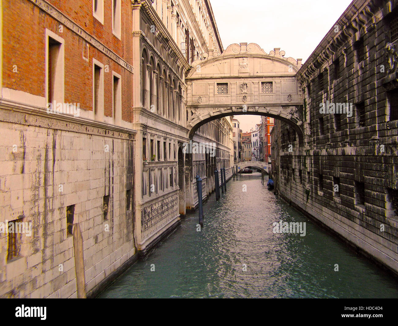 Clean venice canals hi-res stock photography and images - Alamy