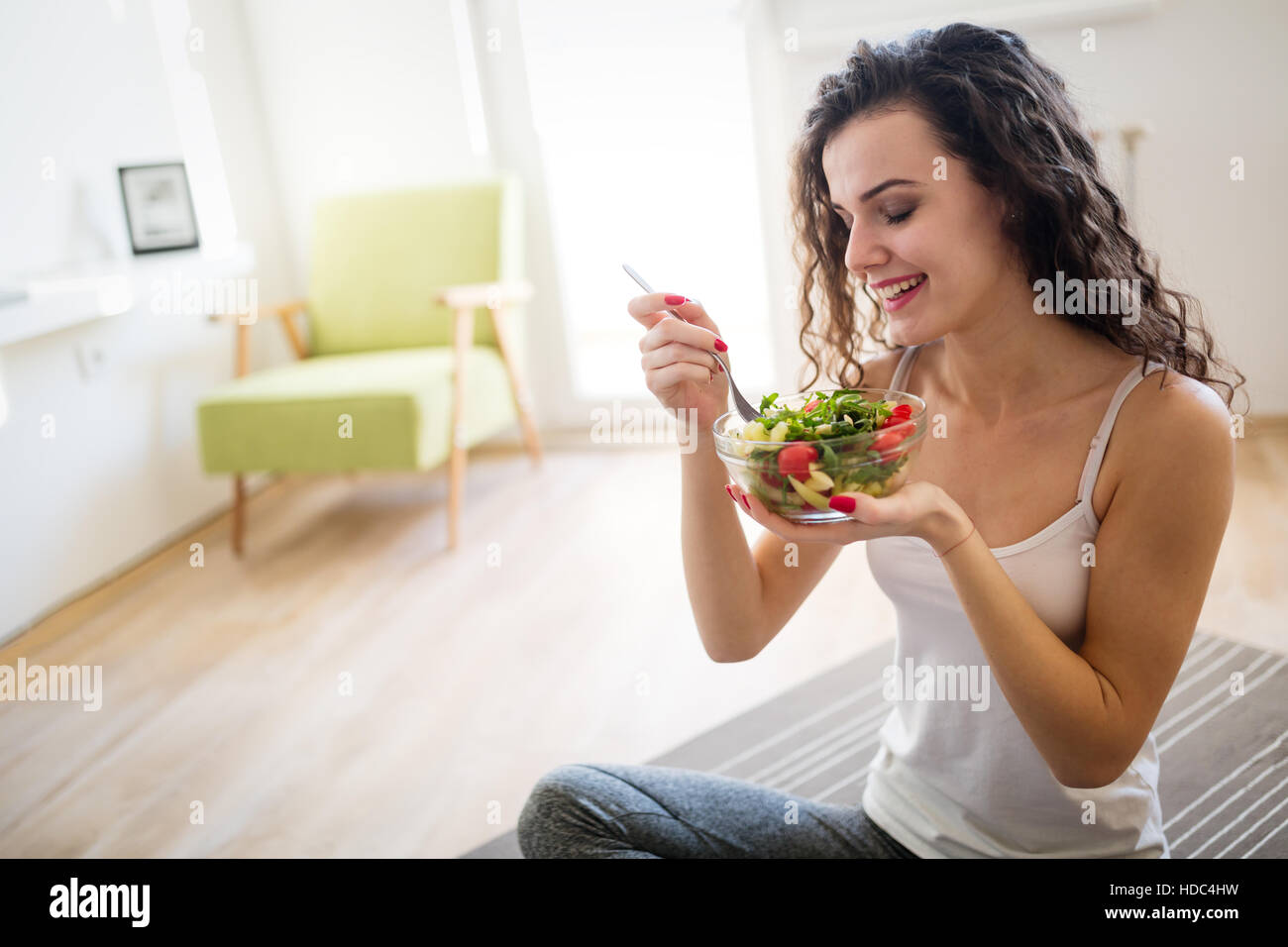 Beautiful woman eating healthy hi-res stock photography and images - Alamy