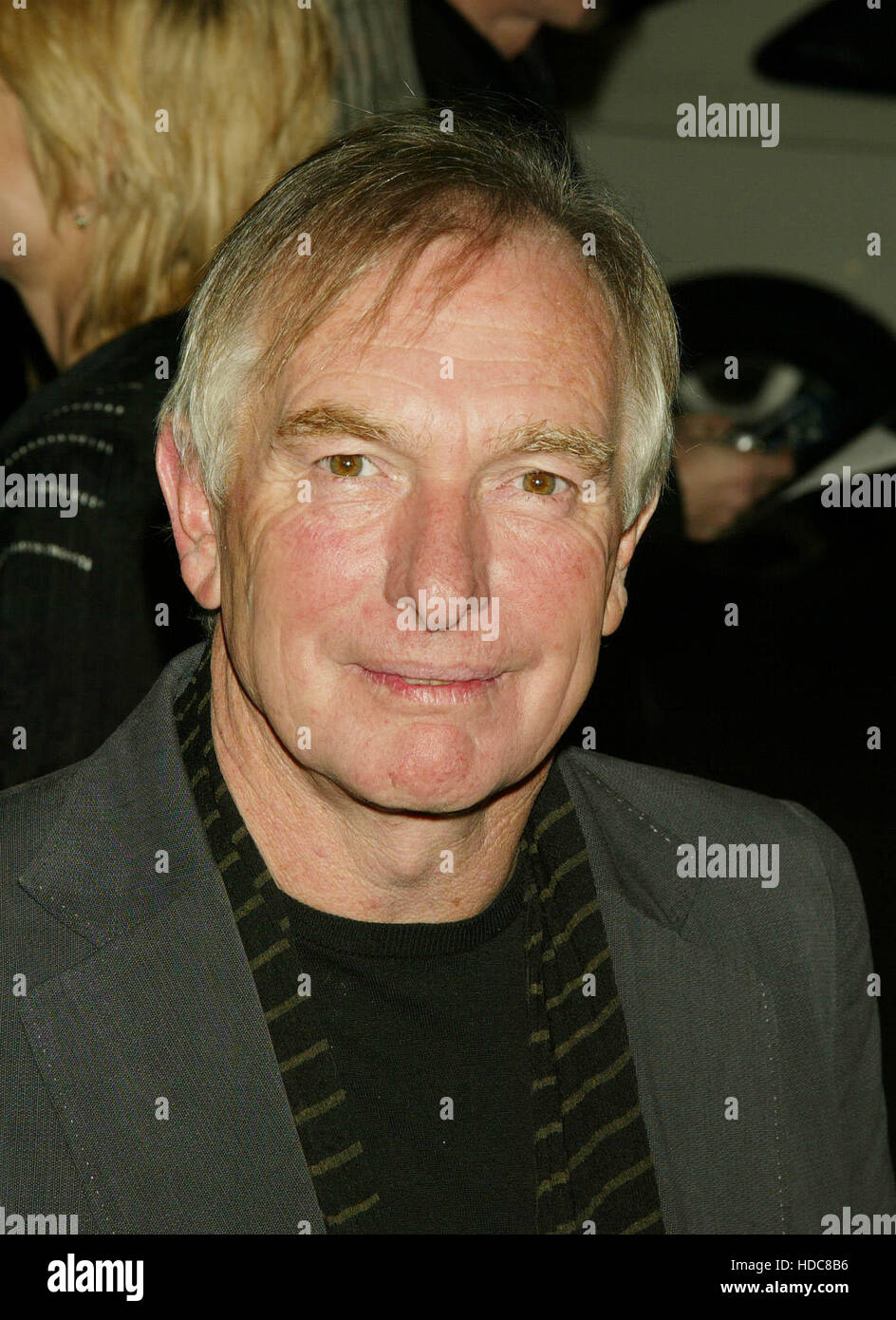 FBS04 20031111 LOS ANGELES, UNITED STATES : Director Peter Weir arrives ...