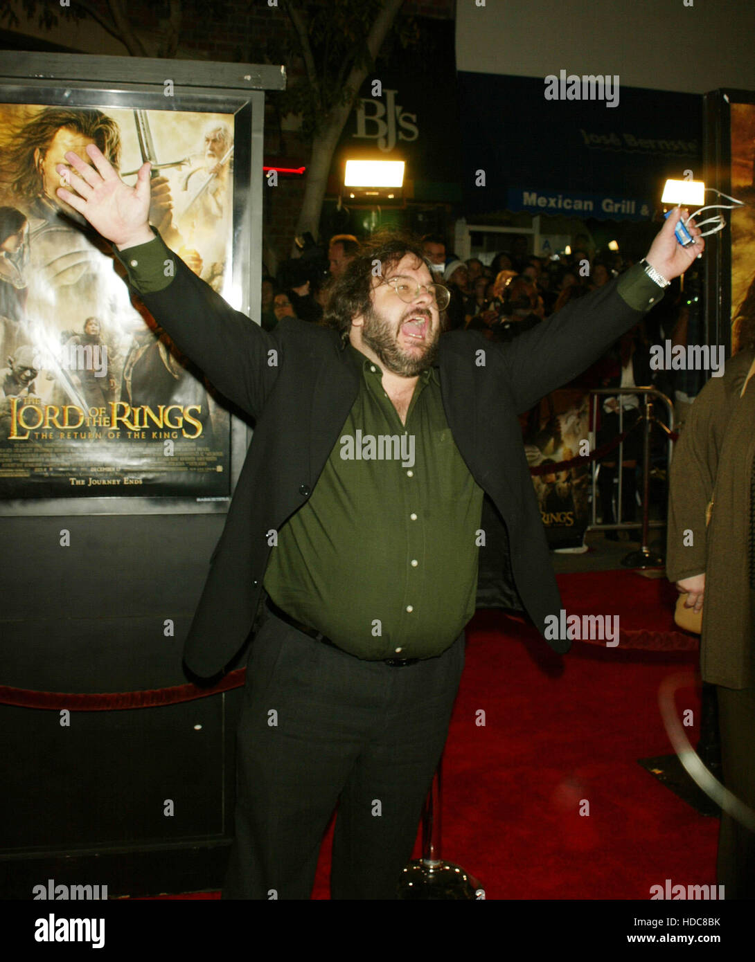 Hollywood premiere red carpet crowd hi-res stock photography and images ...