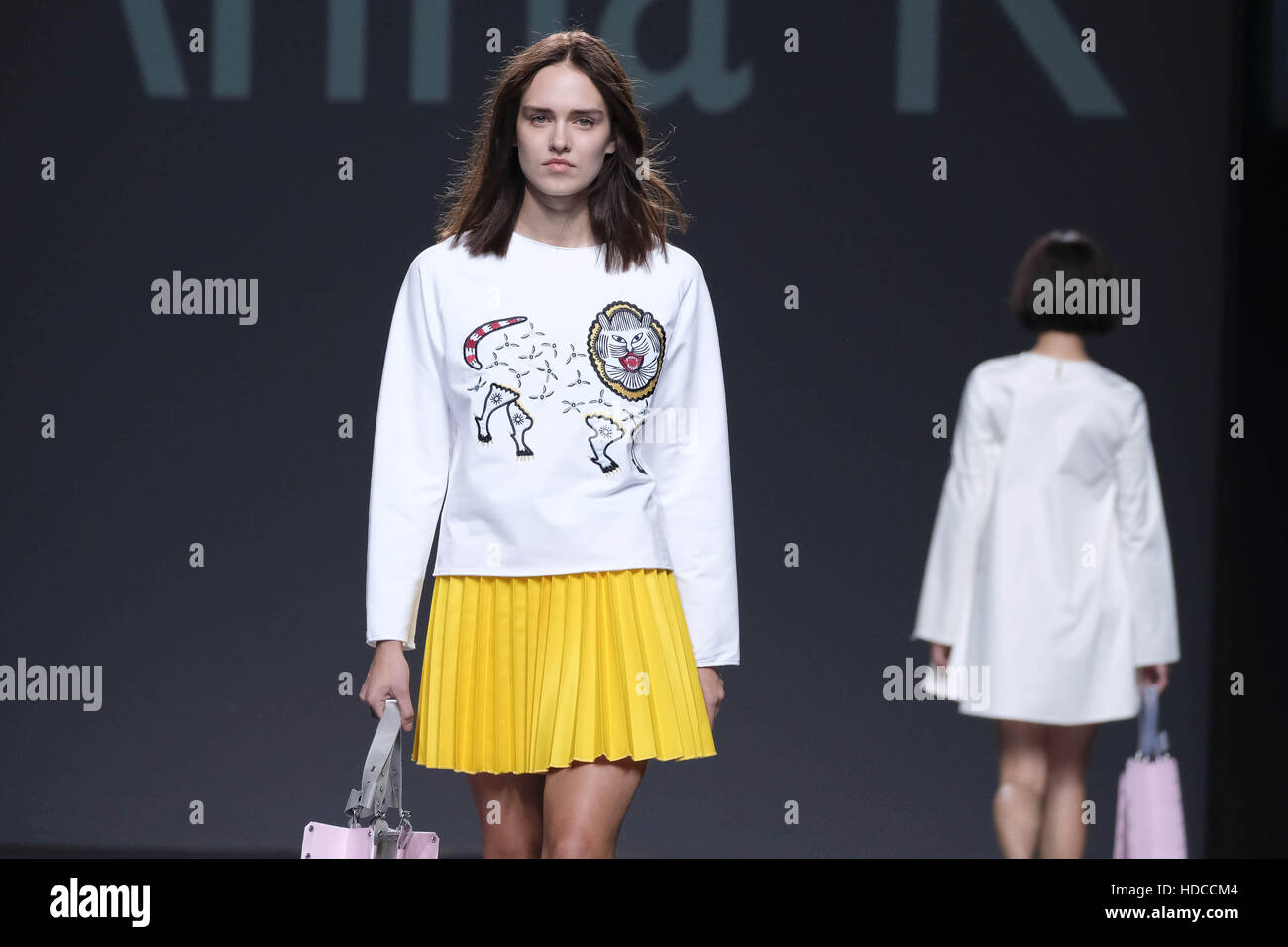 Madrid Fashion Week Spring/summer 2017/18 - Anna K - Catwalk Featuring ...
