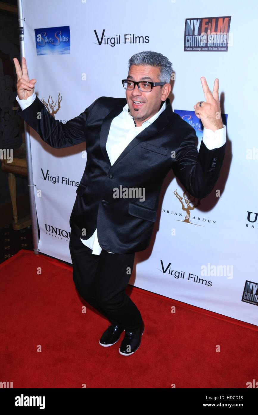 Premiere of Roar Productions' 'Silver Skies' at Westwood Crest Theatre ...