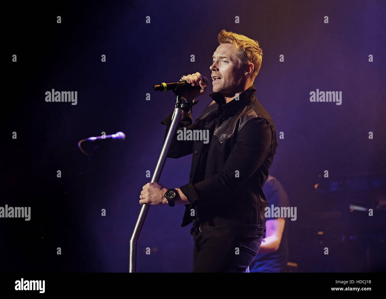 Ronan Keating Performing at Manchester O2 Apollo Featuring: Ronan ...
