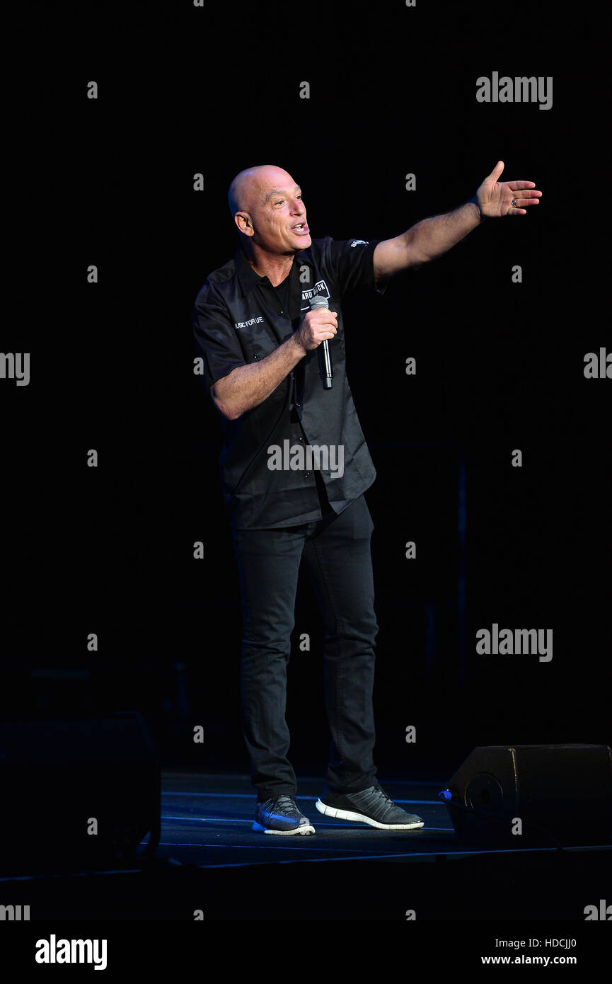 Howie Mandel performs at Hard Rock Live! in the Seminole Hard Rock ...