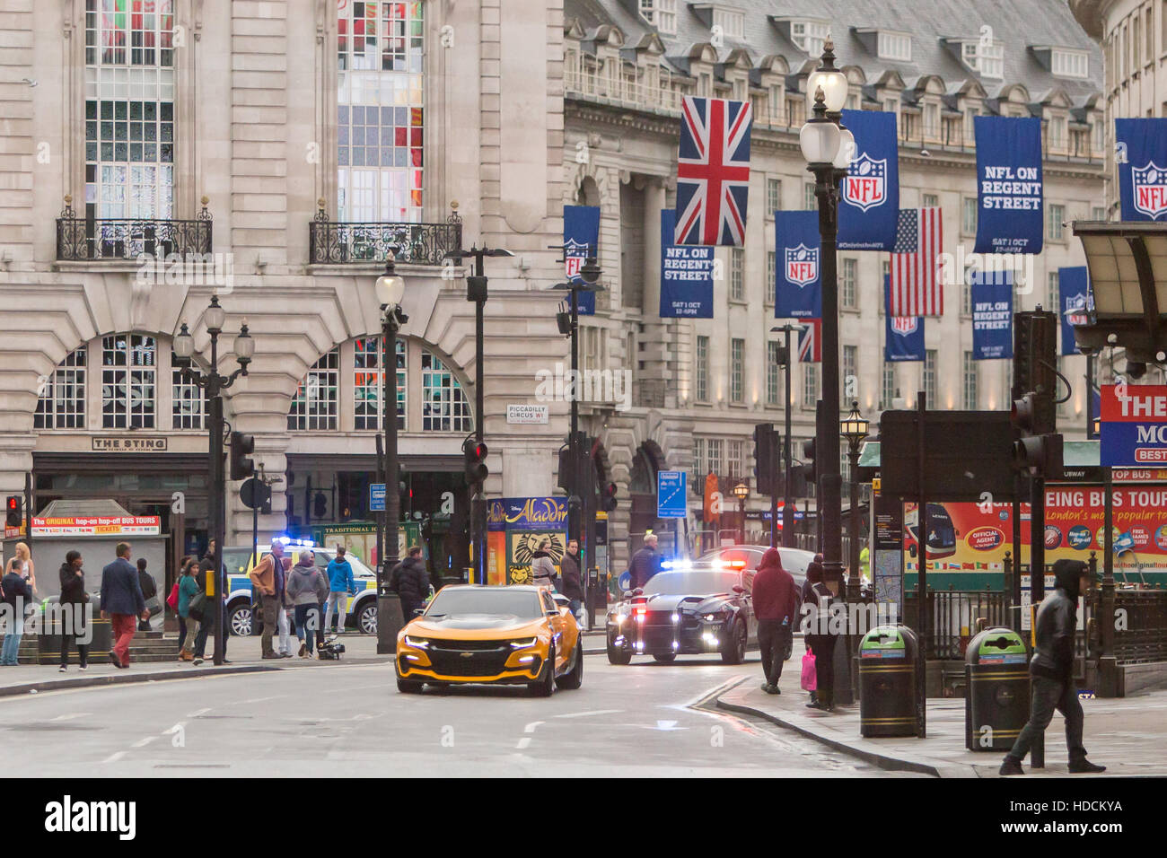 Filming of 'Transformers: The Last Knight' in London. Confused ...