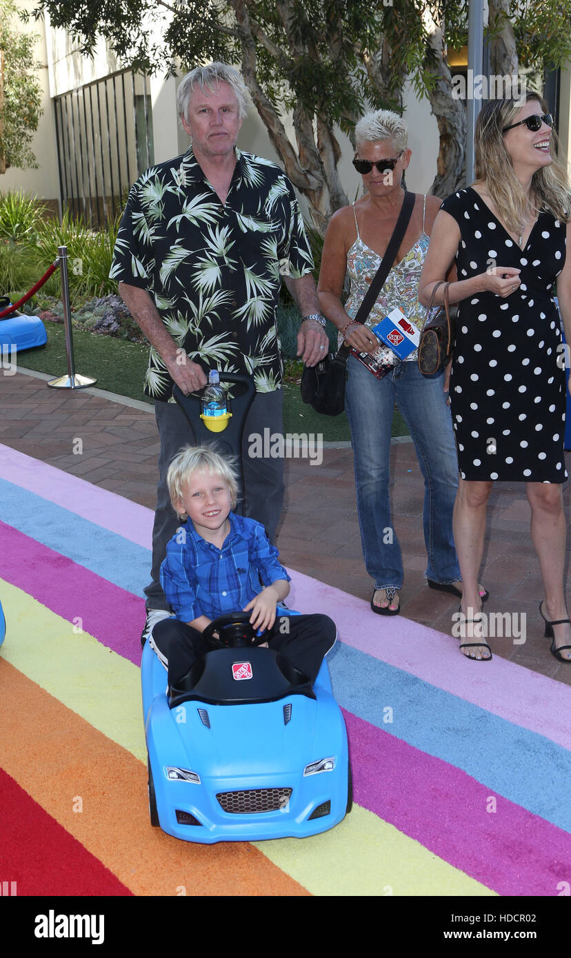 Step2 & Favored.by Present The 5th Annual Red Carpet Safety Awareness ...