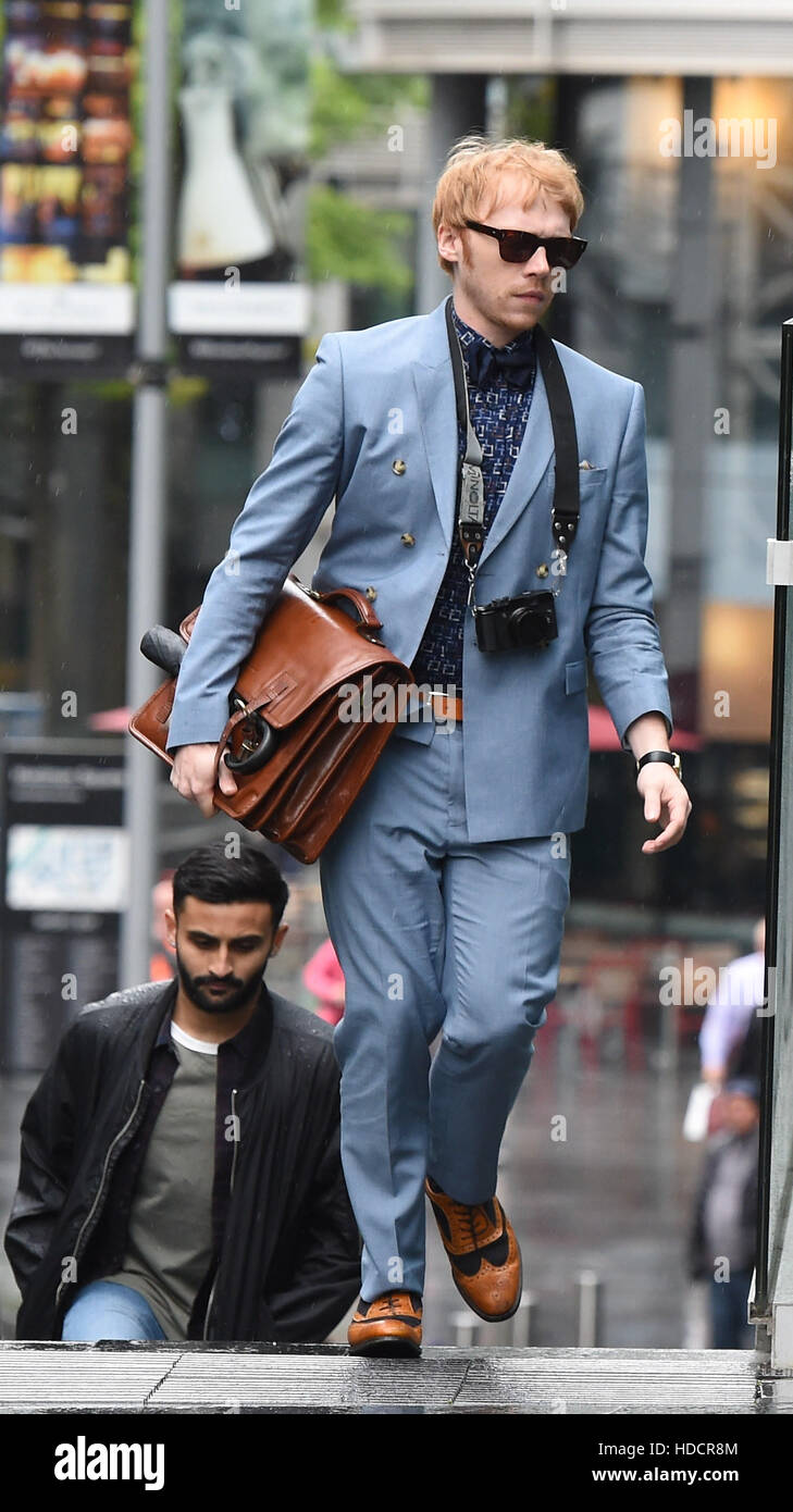 Cast of Snatch seen filming a scene in Manchester City Centre. The ...