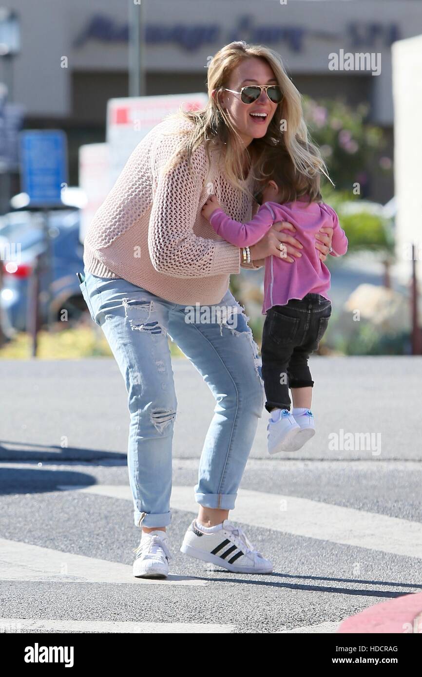 Haylie Duff with her daughter and partner, Matt Rosenberg, with former ...