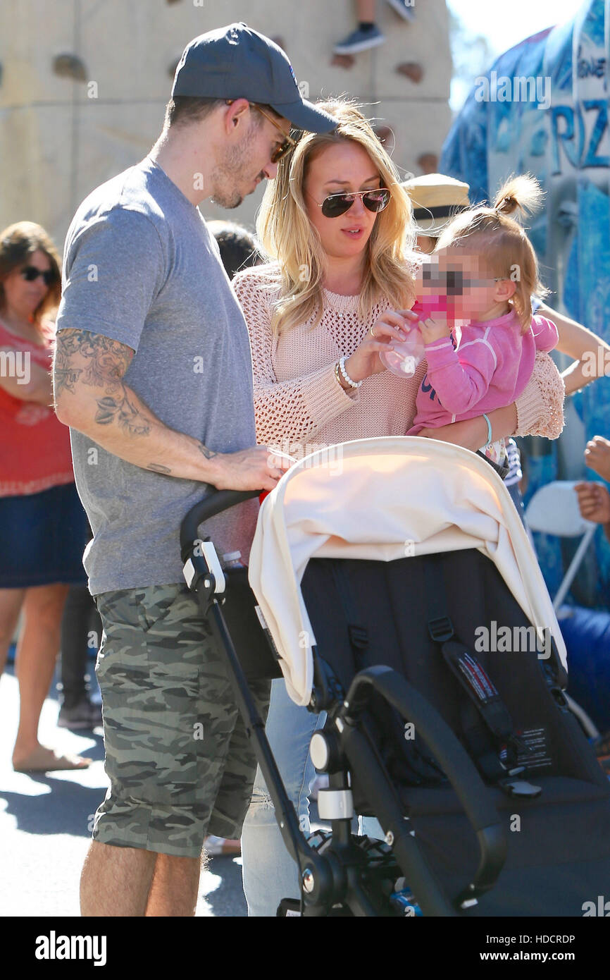 Haylie Duff with her daughter and partner, Matt Rosenberg, with former ...