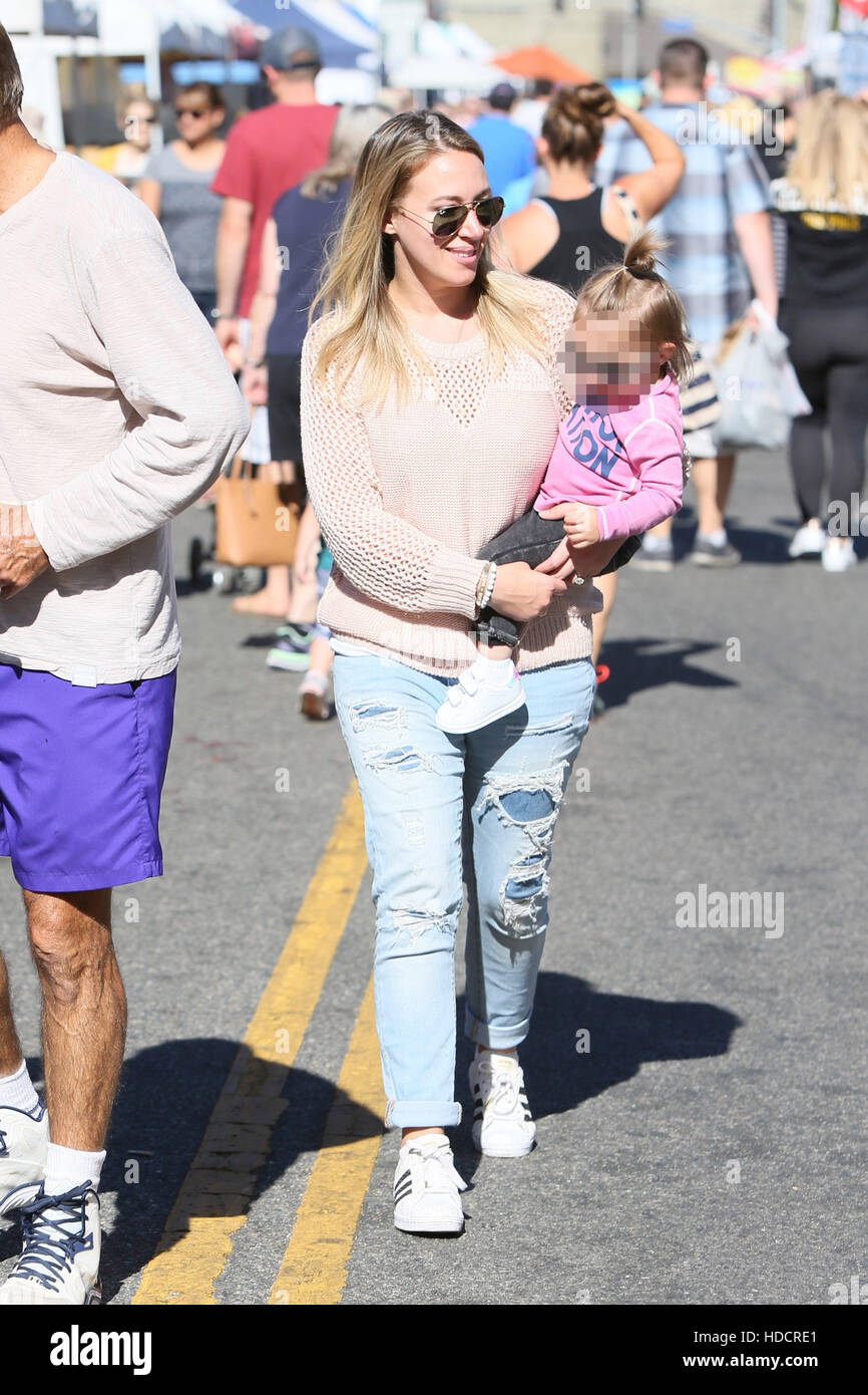Haylie Duff with her daughter and partner, Matt Rosenberg, with former ...