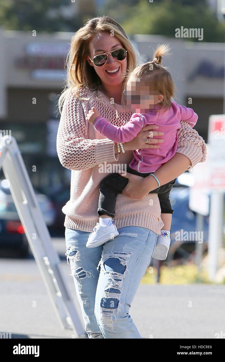 Haylie Duff with her daughter and partner, Matt Rosenberg, with former ...