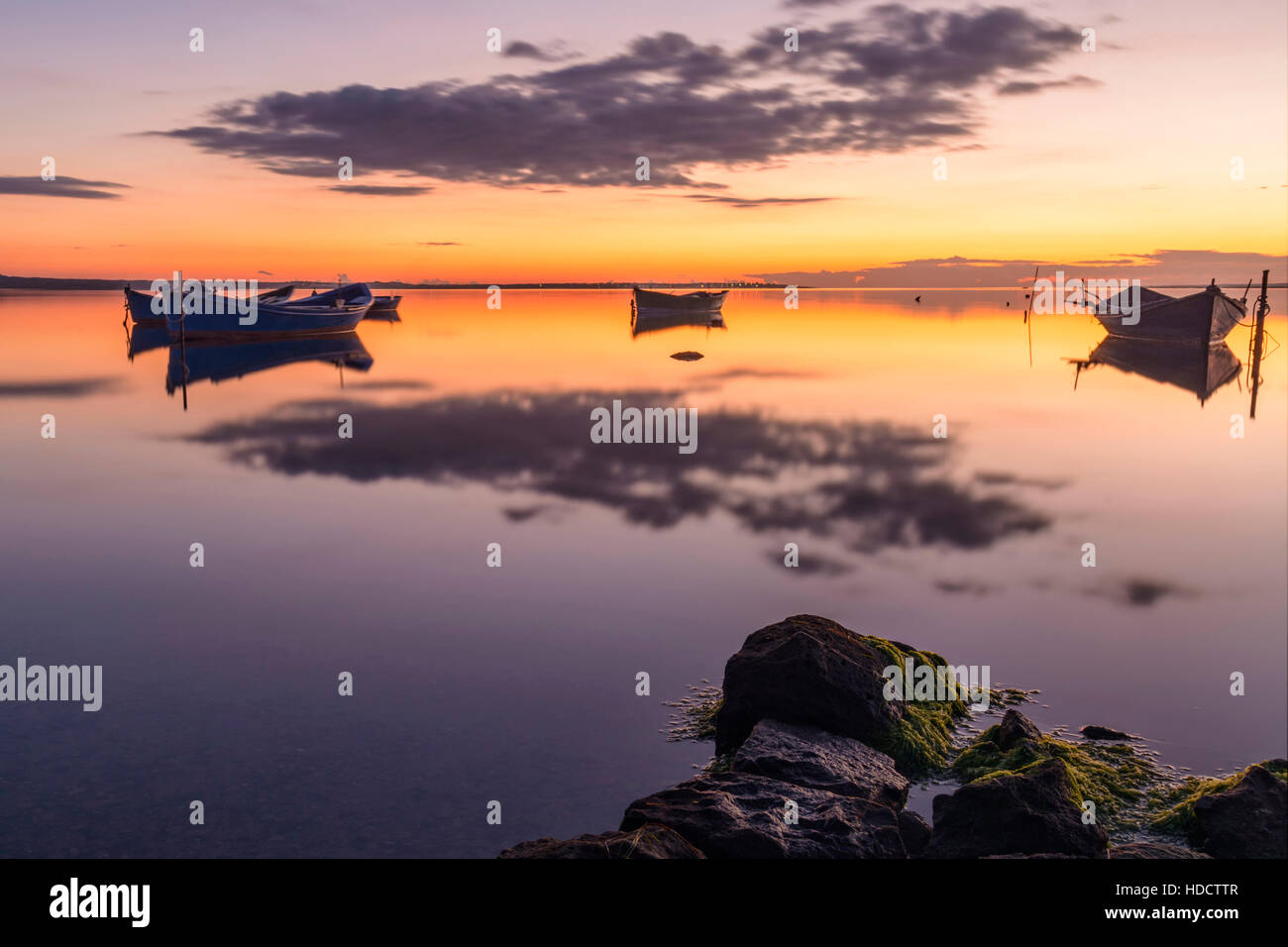 Lagoon boats ships hi-res stock photography and images - Alamy