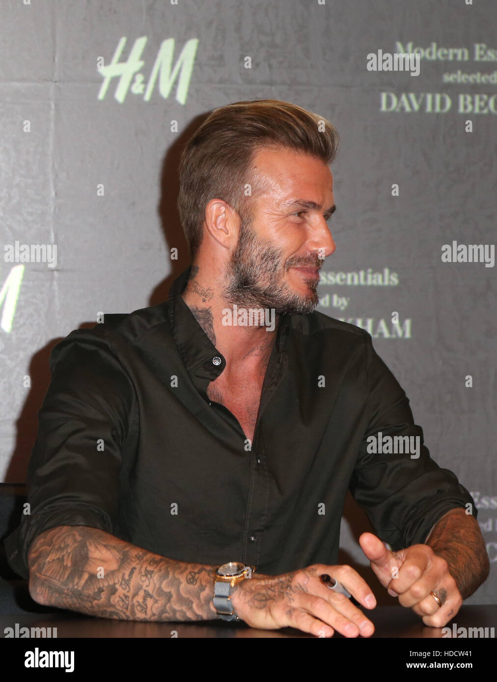 David Beckham Launches New H&M Modern Essentials Campaign Featuring ...