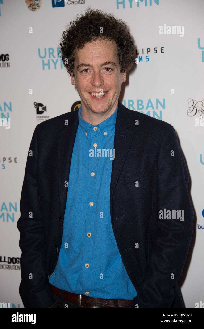 Celebs arrive on the red caroet for the premiere of Urban Hymn ...