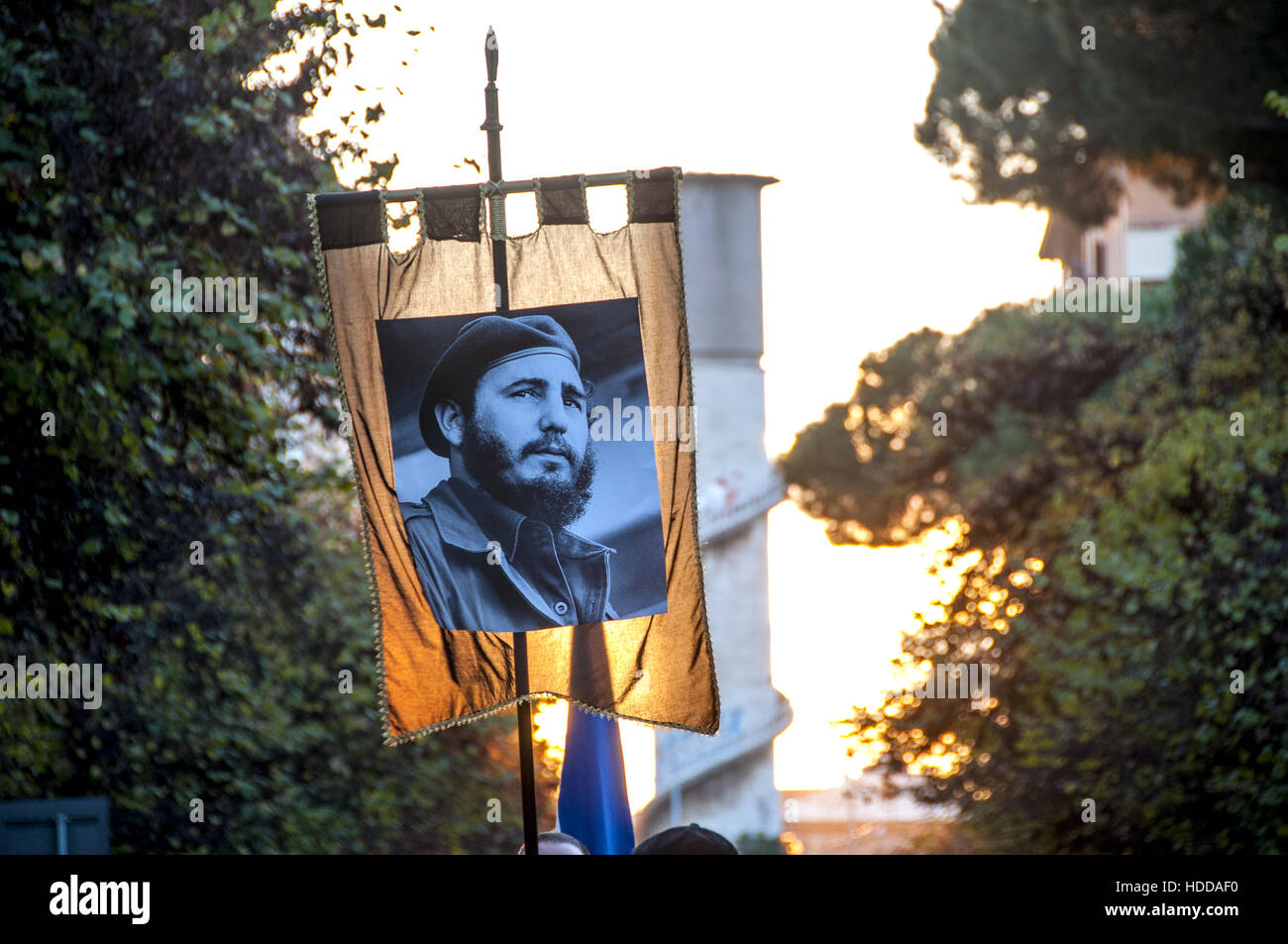 Rome, Italy. 10th Dec, 2016. Commemorative march for Fidel Castro with ...