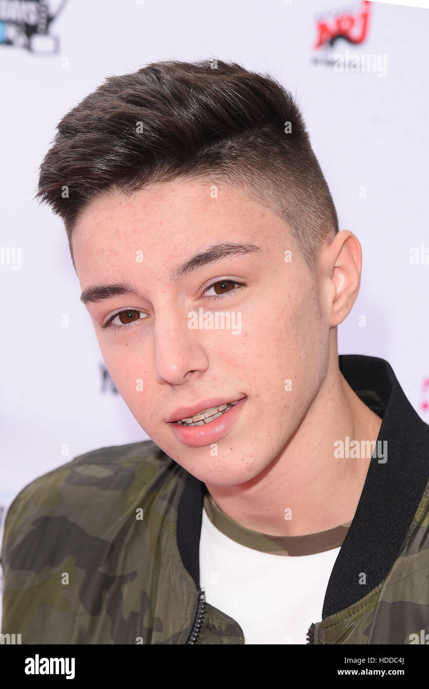 YouTube VideoDays at Metropolis Halle. Featuring: Mario Novembre Where ...