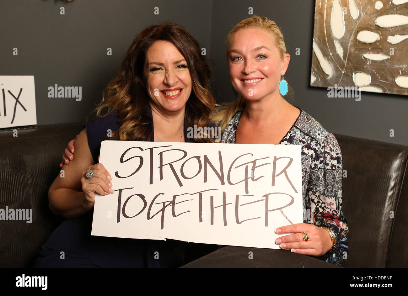 #IAmWithHer Fundraiser for Hillary Clinton Hosted by Joely Fisher ...