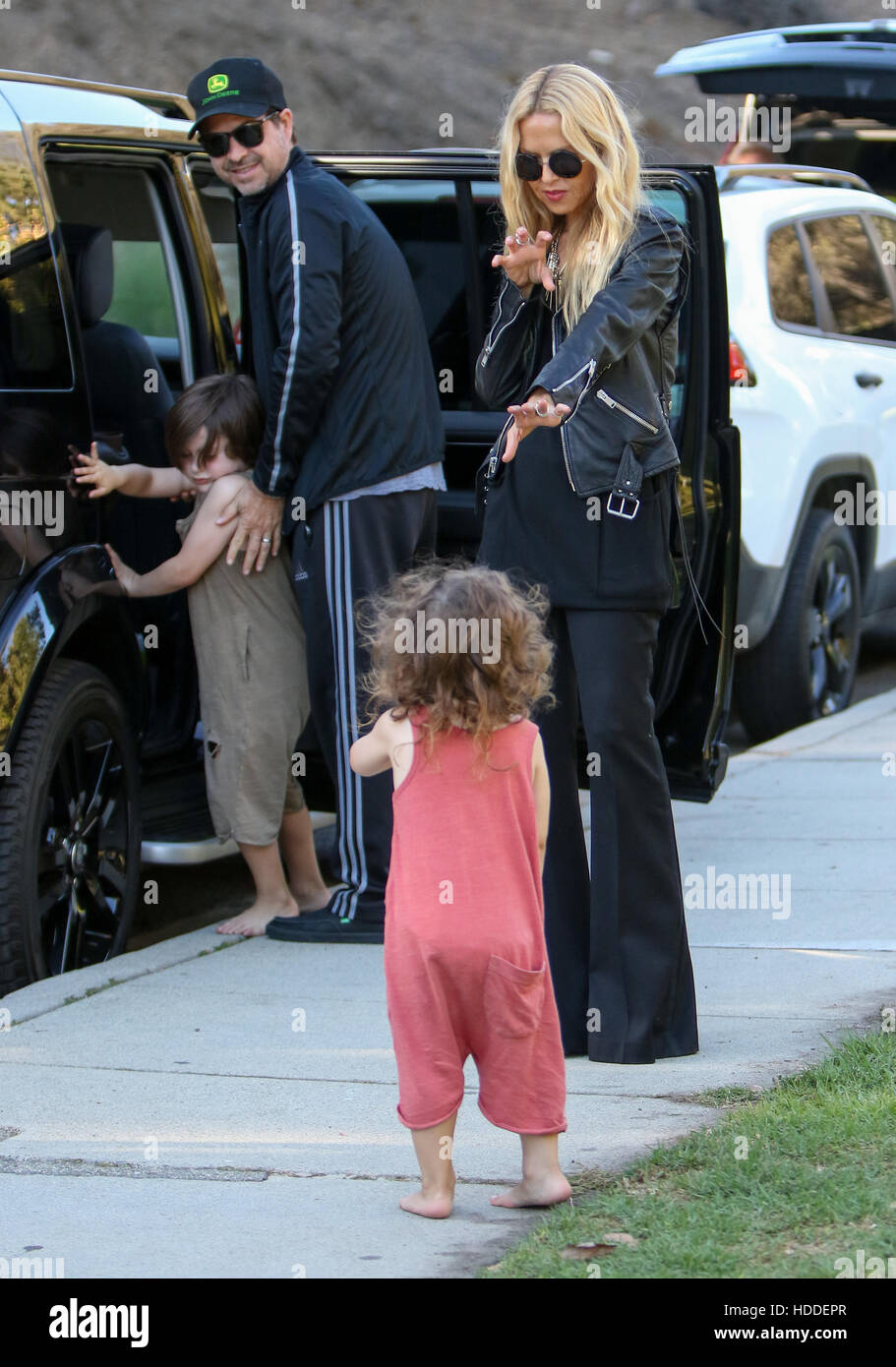 Rachel Zoe takes her children to the park in Beverly Hills, California ...