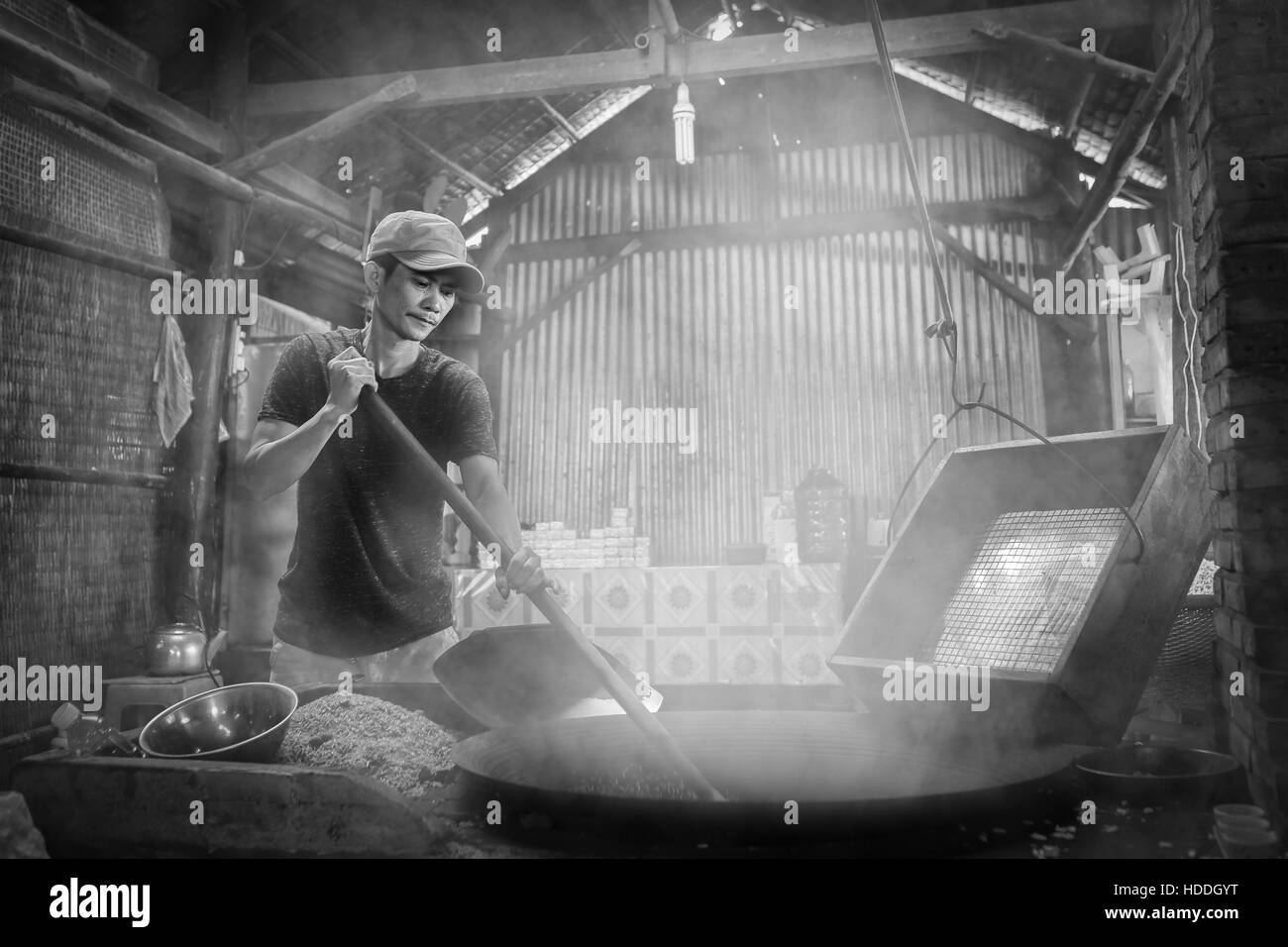 Vietnam river food Black and White Stock Photos & Images - Alamy