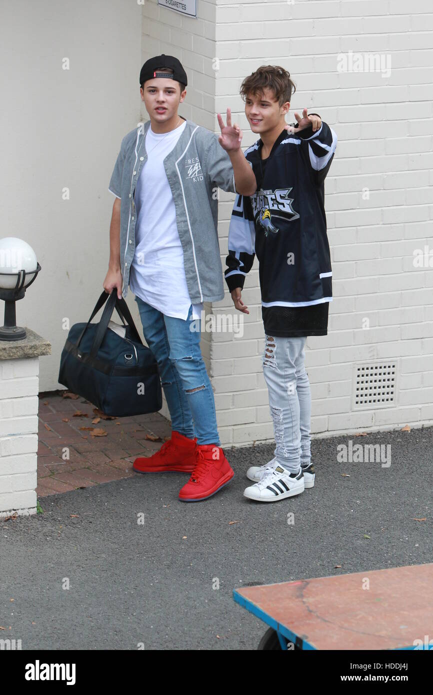 Contestants seen arriving at the Fountain Studios for the X Factor ...