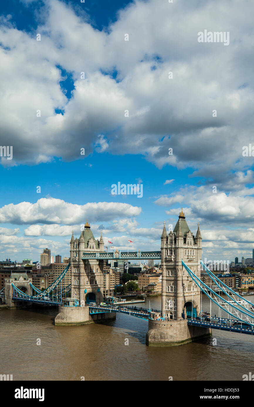 The iconic tower hi-res stock photography and images - Alamy