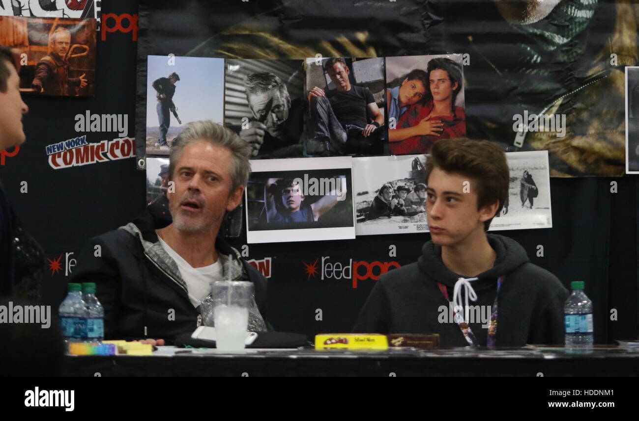 Thomas c howell hi-res stock photography and images - Alamy