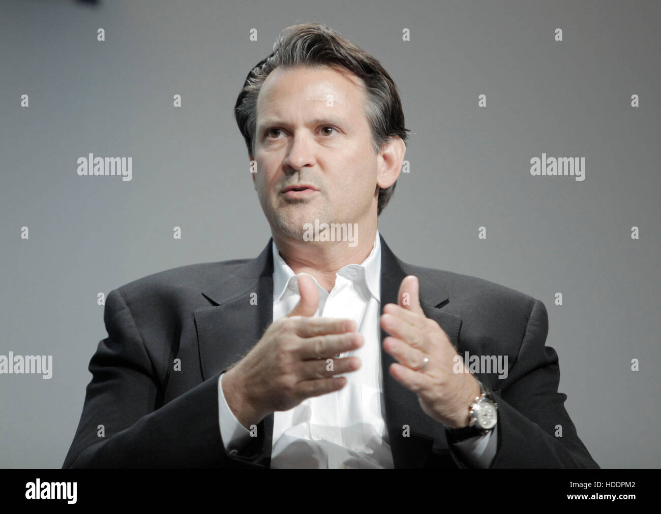 Whiteglove hi-res stock photography and images - Alamy