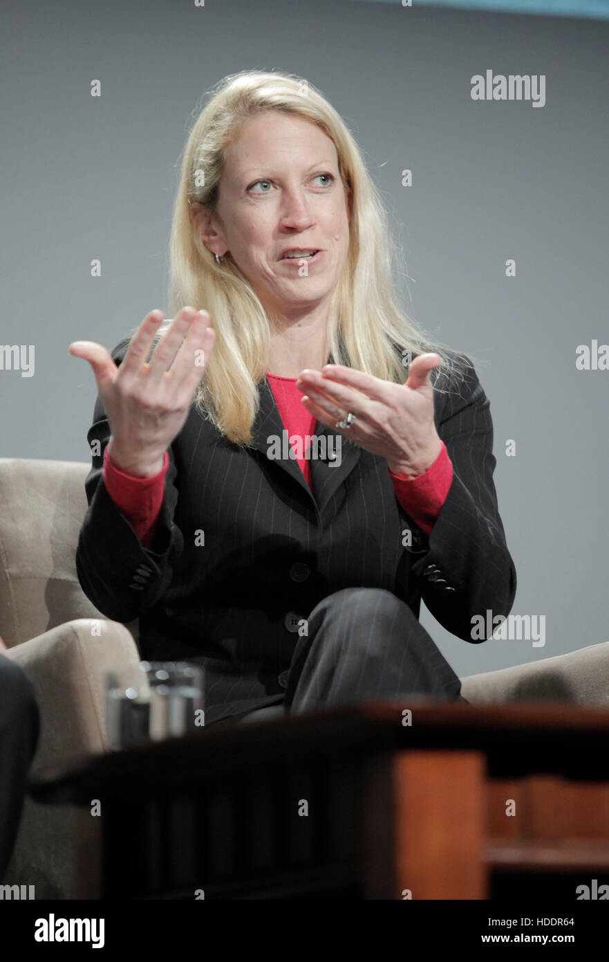 Anne madden global head mergers hi-res stock photography and images - Alamy