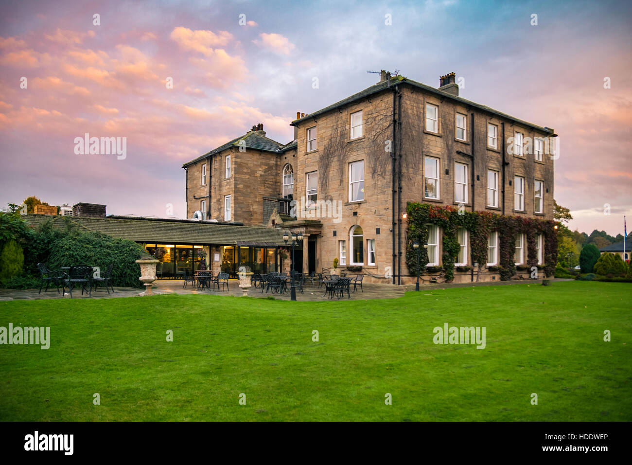 Walton hall park hi-res stock photography and images - Alamy